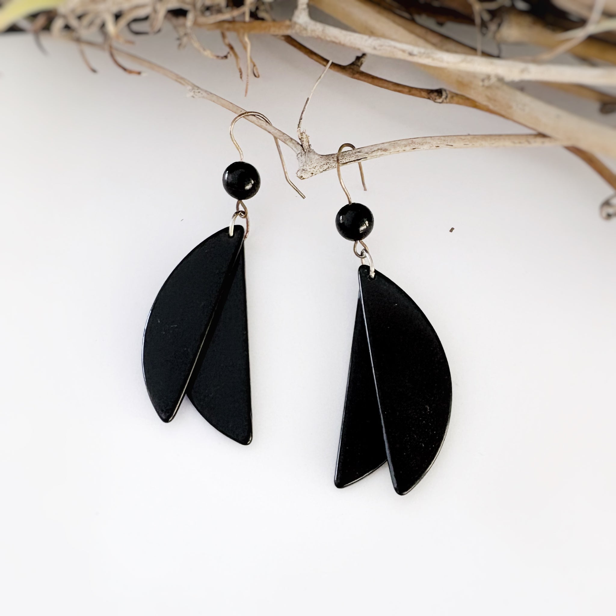 Nightfin - Surfboard Resin Earrings Hawaii